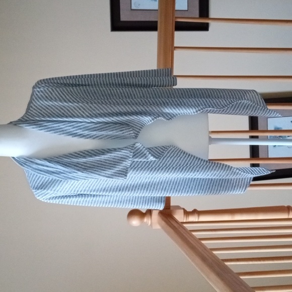 The Limited | Sweaters | Limited Brand Swing Open Front And Stretchy ...
